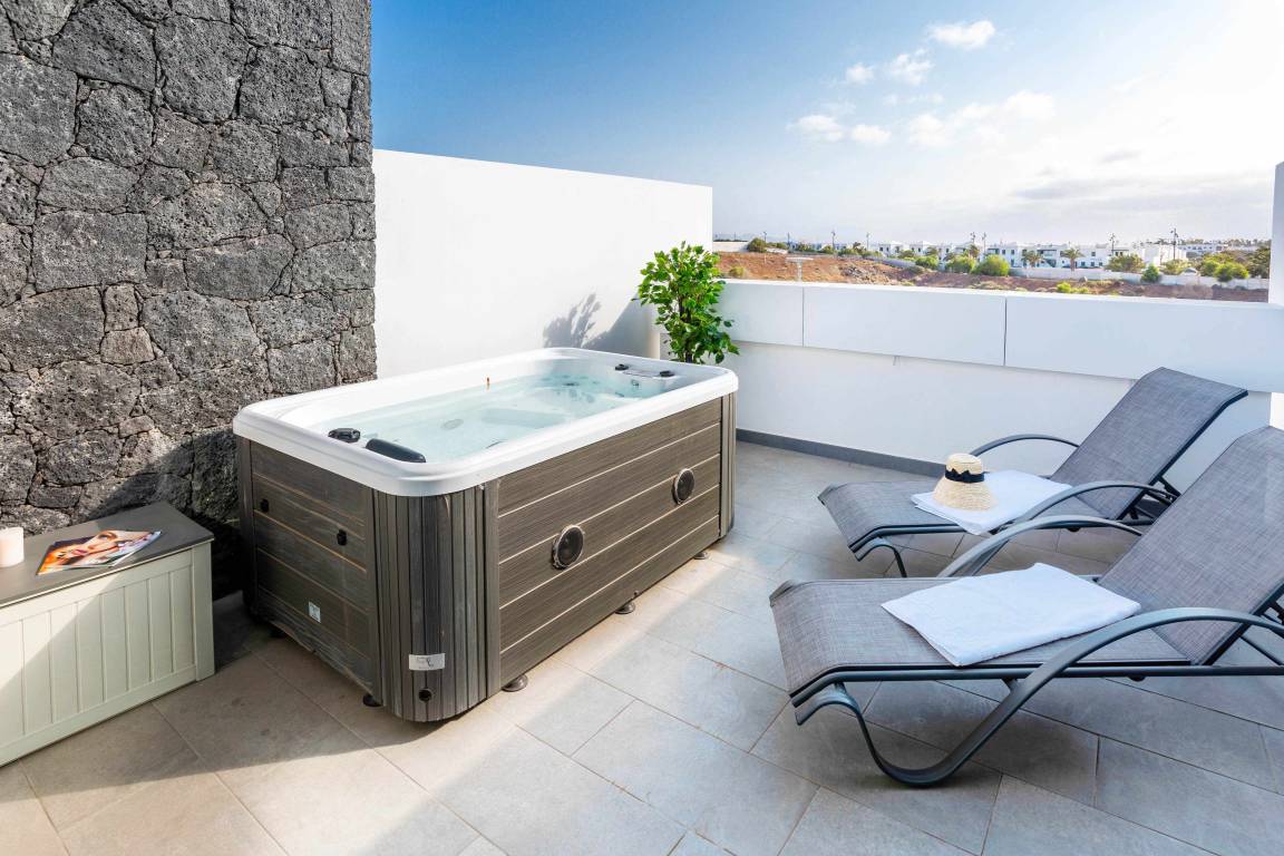 97 M² House ∙ 2 Bedrooms ∙ 4 Guests - Playa Blanca