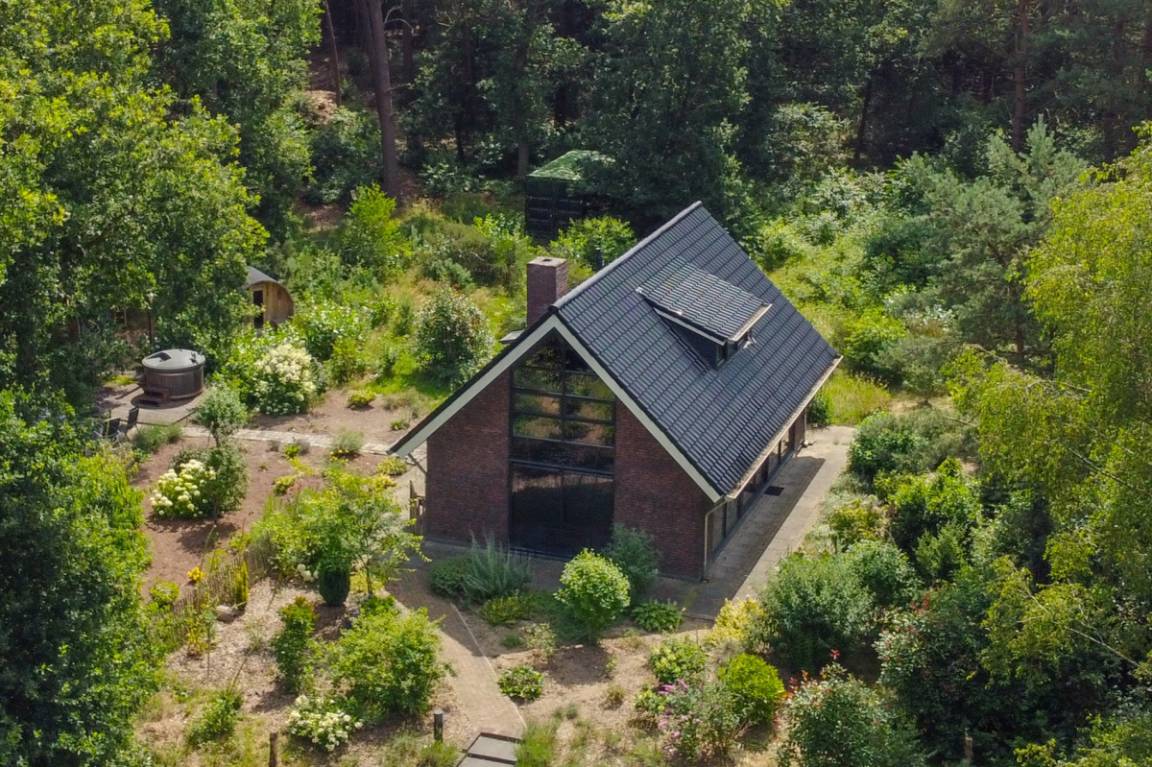 145 M² Huis ∙ 2 Slaapkamers ∙ 5 Gasten - Ommen