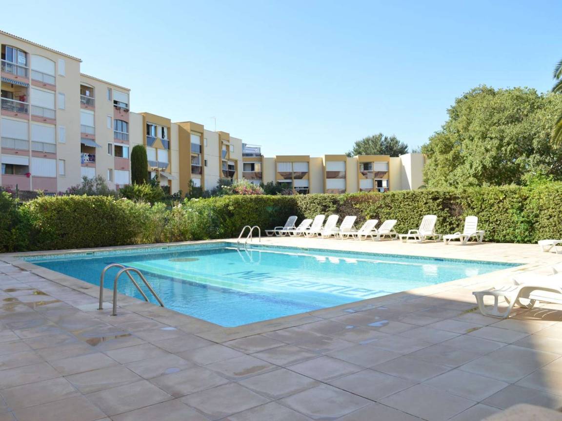 22 M² Studio ∙ 1 Schlafzimmer ∙ 4 Gäste - Aigues-Mortes