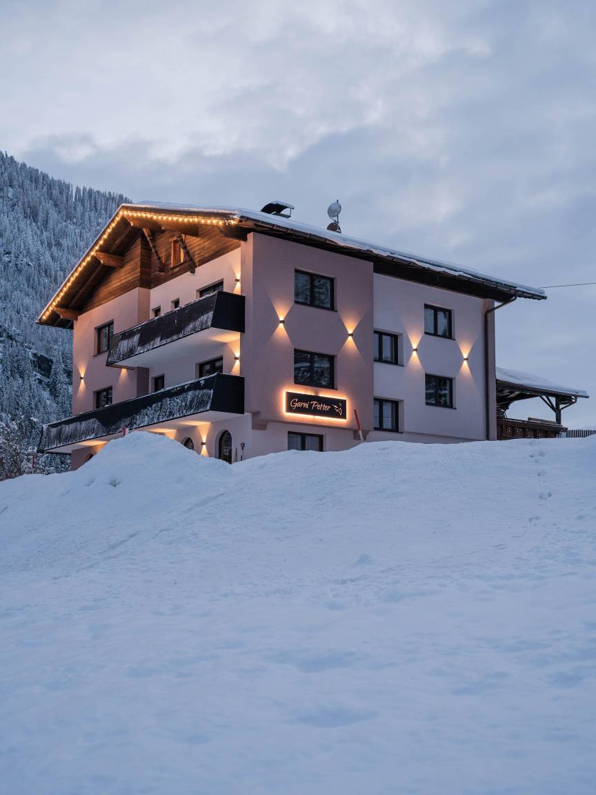 18 M² Hotel ∙ 1 Bedroom ∙ 3 Guests - Samnaun