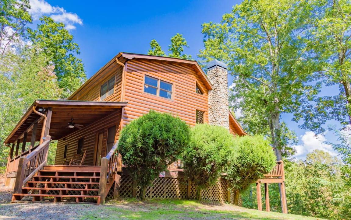 141 M² Cabin ∙ 2 Bedrooms ∙ 4 Guests - Blue Ridge, GA