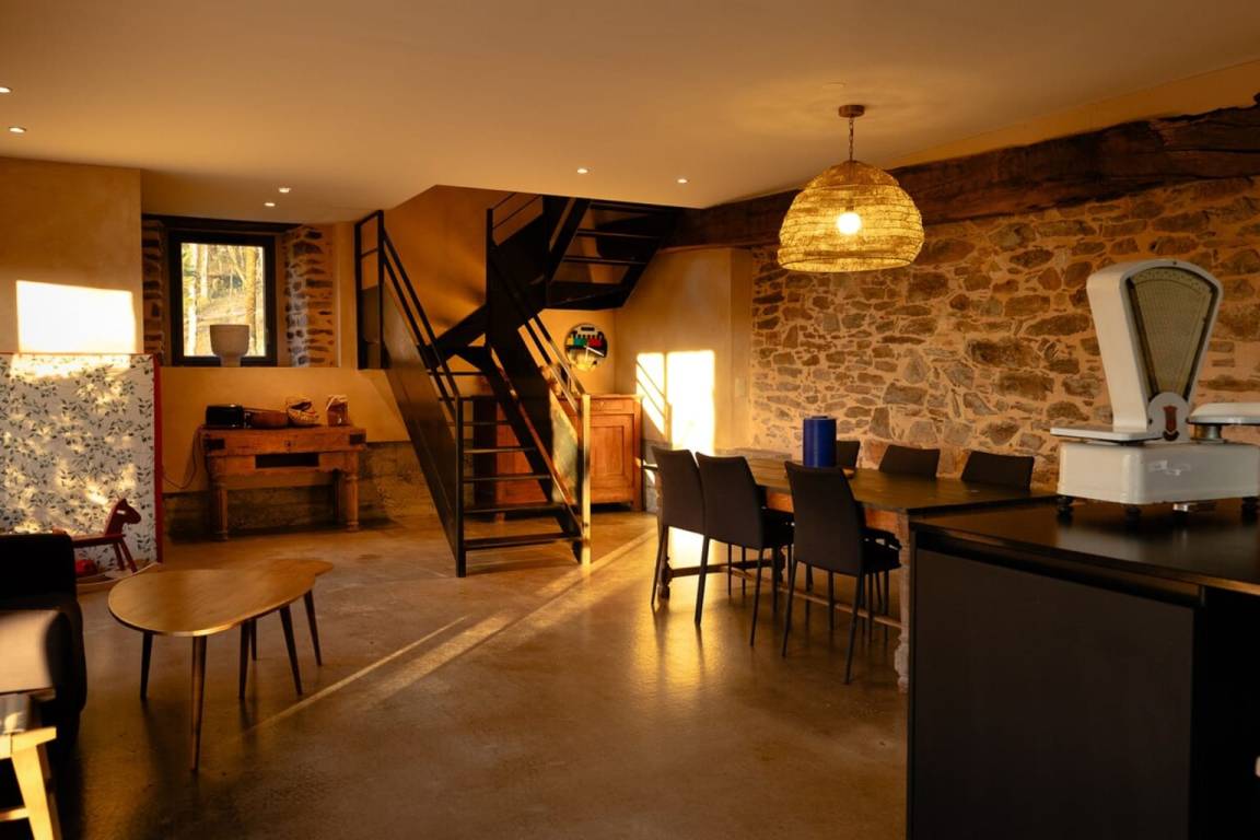 160 M² Casa ∙ 4 Habitaciones ∙ 8 Huéspedes - Bretenoux