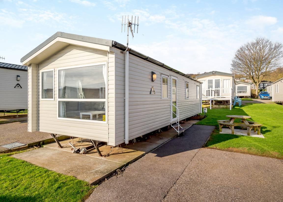 Caravan ∙ 3 Bedrooms ∙ 8 Guests - Sidmouth
