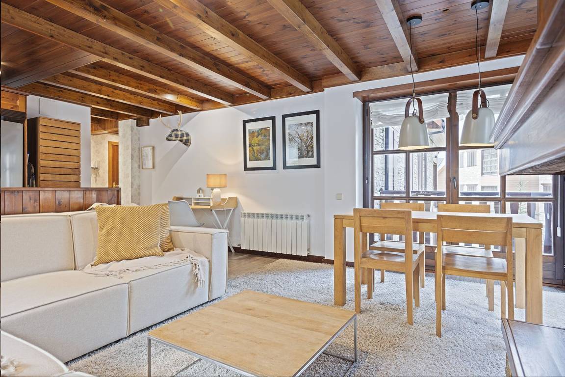 74 M² Apartamento ∙ 2 Habitaciones ∙ 4 Huéspedes - Baqueira