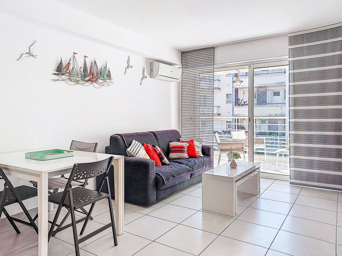 70 M² Appartement ∙ 2 Chambres ∙ 6 Personnes - Fréjus