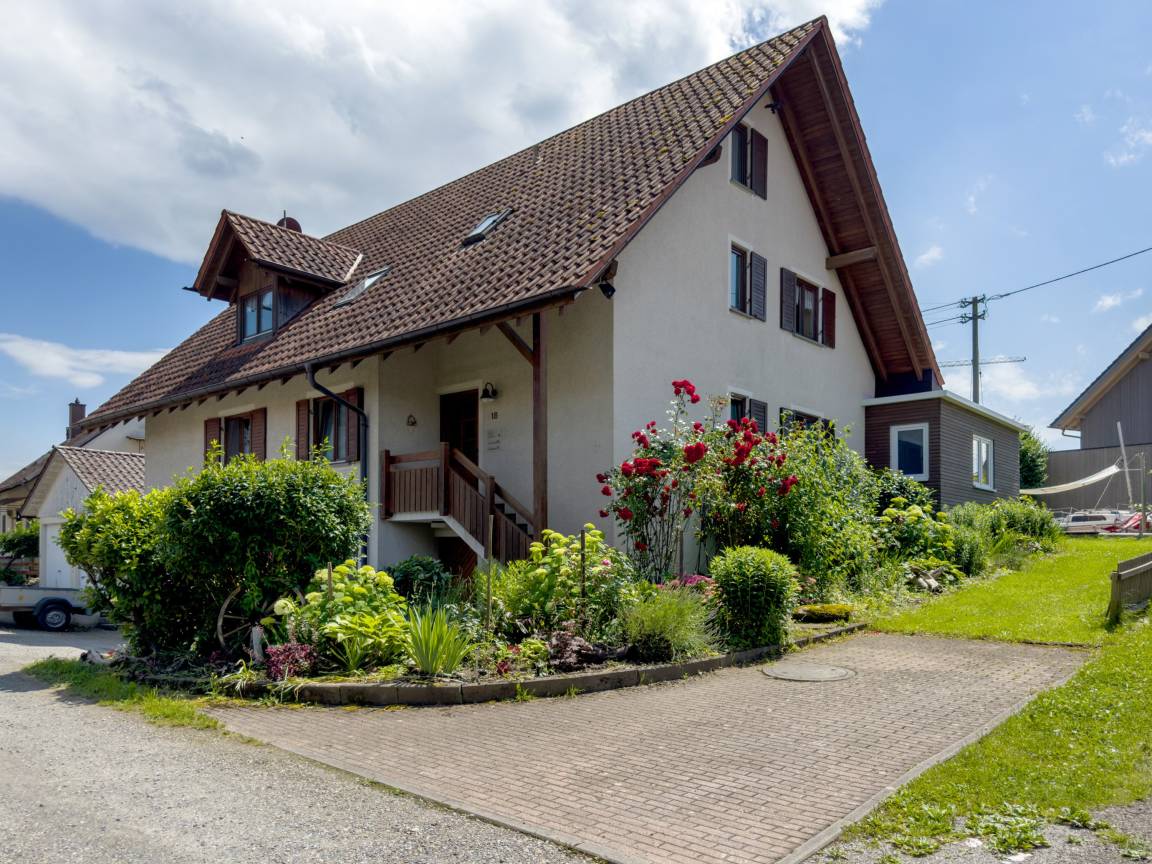 100 M² Apartment ∙ 3 Bedrooms ∙ 5 Guests - Lindau