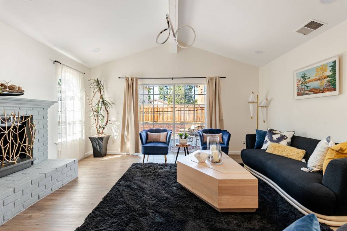 208 M² Casa ∙ 5 Habitaciones ∙ 14 Huéspedes - Union City, CA