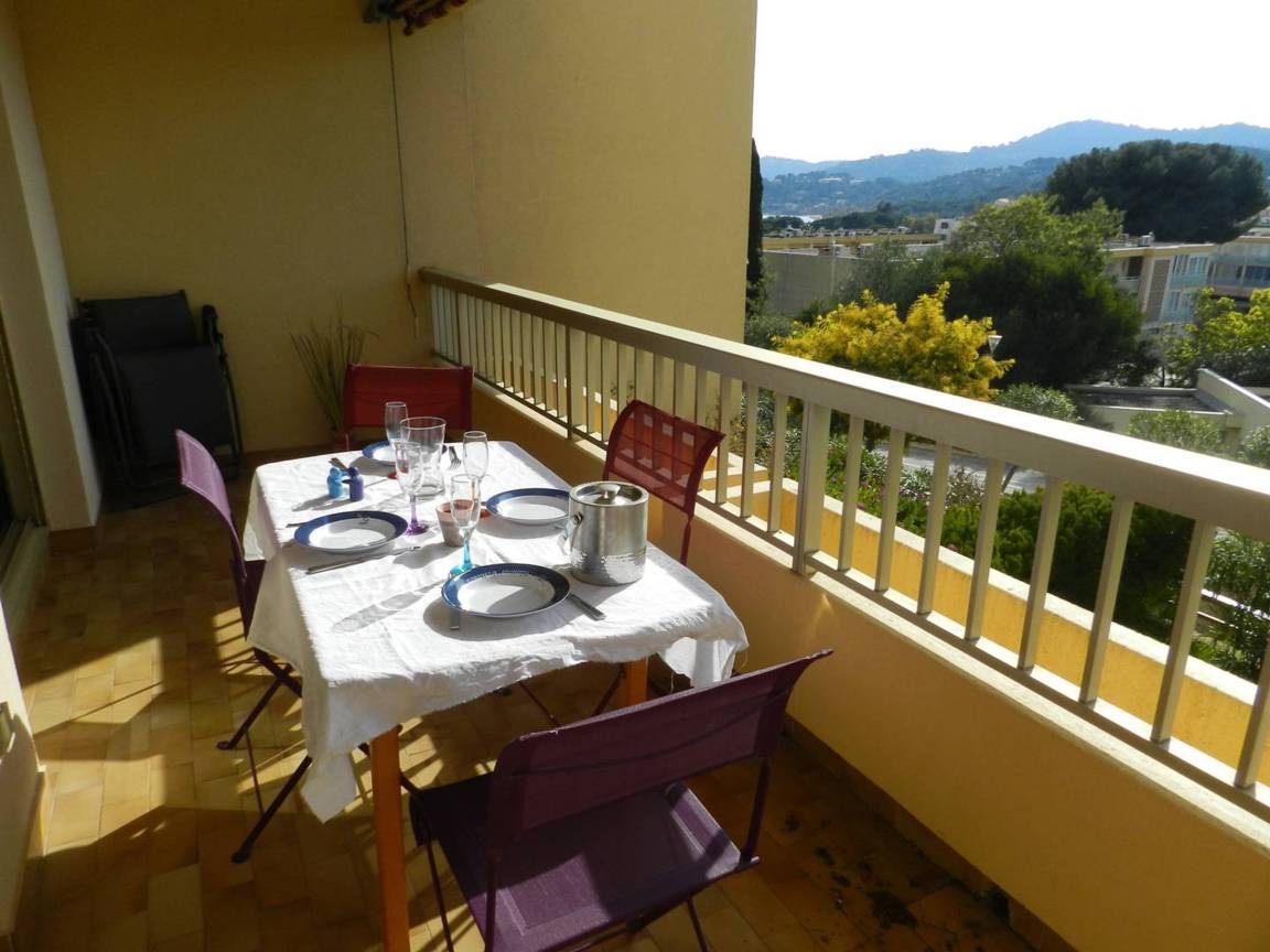 30 M² Appartement ∙ 1 Chambre ∙ 4 Personnes - Bormes-les-Mimosas