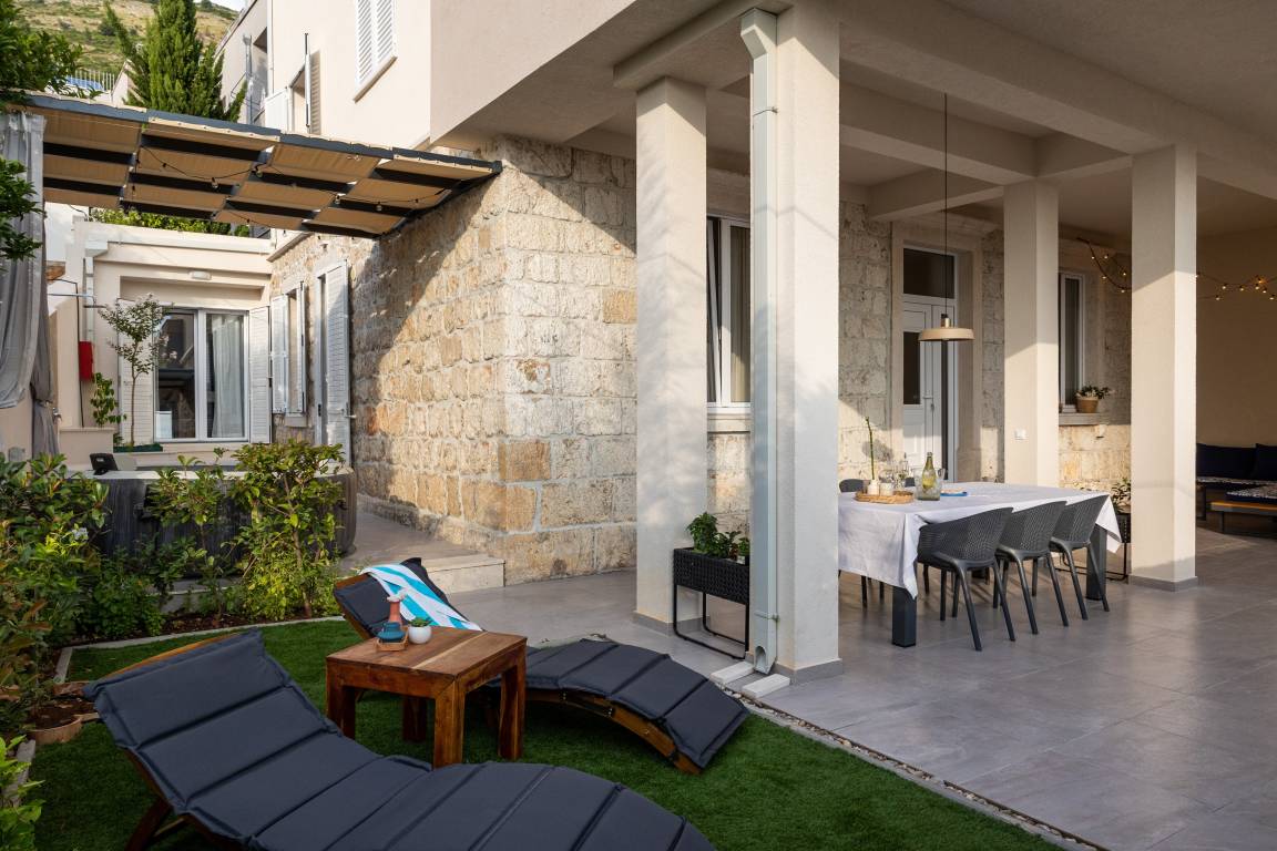 103 M² Apartment ∙ 3 Bedrooms ∙ 6 Guests - Dubrovnik