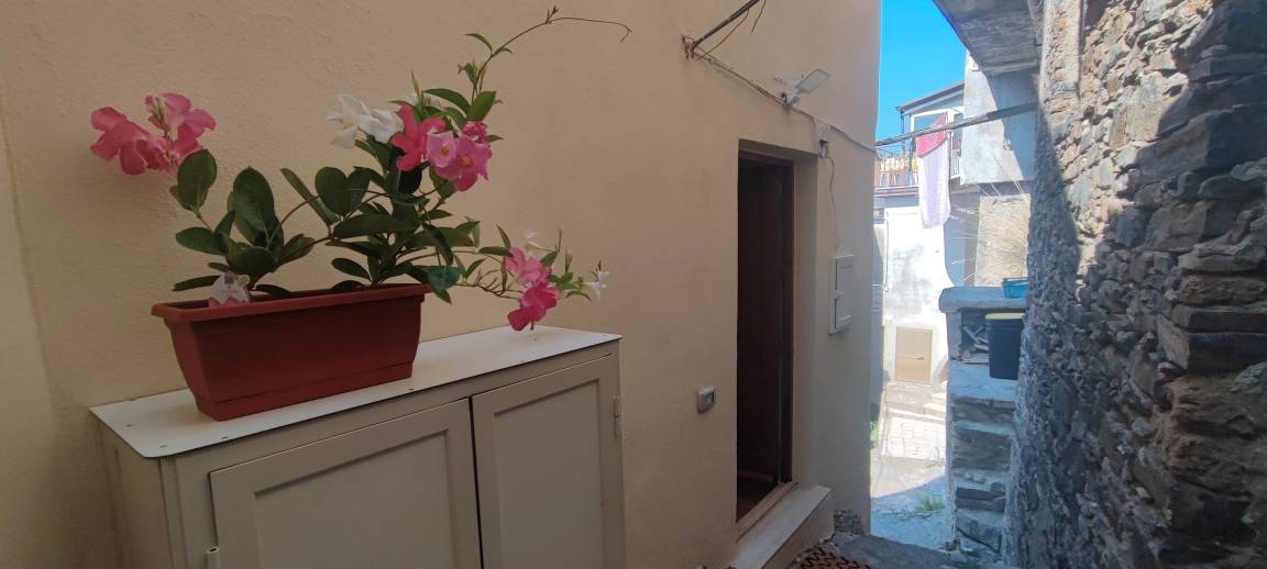85 M² Huoneisto ∙ 2 Makuuhuonetta ∙ 5 Vierasta - Bonifati