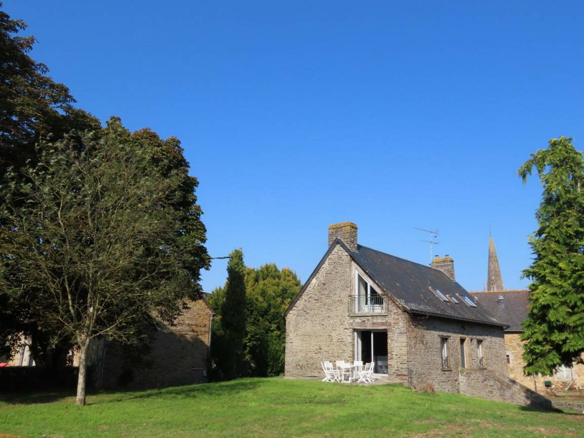 125 M² Cottage ∙ 4 Chambres ∙ 10 Personnes - Beauvoir