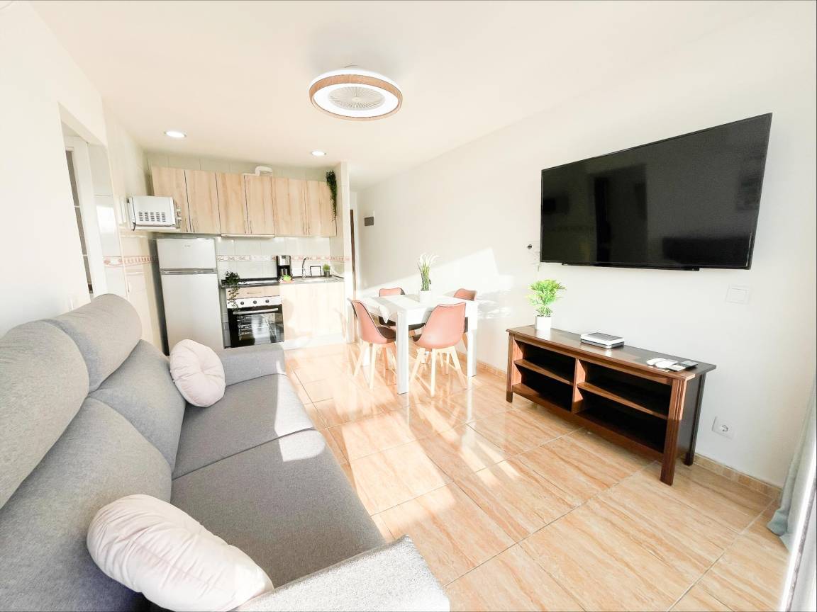 65 M² Apartment ∙ 2 Bedrooms ∙ 4 Guests - Playa del Inglés