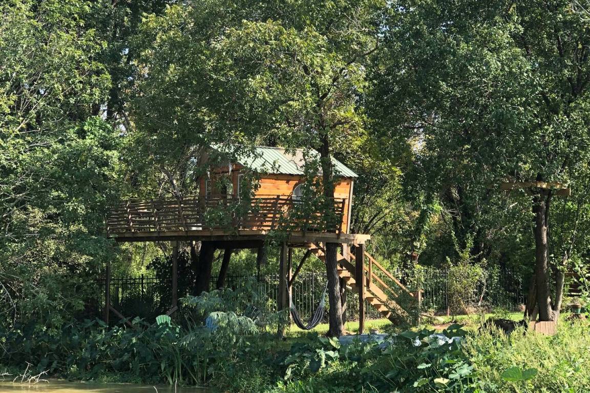 Camping ∙ 1 Bedroom ∙ 2 Guests - Lake Conroe, TX