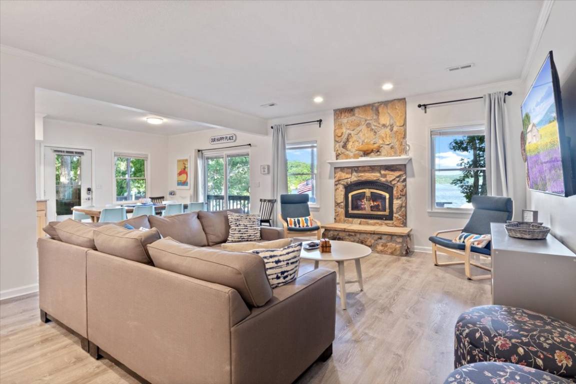 371 M² House ∙ 6 Bedrooms ∙ 20 Guests - Lake of the Ozarks, Climax Springs