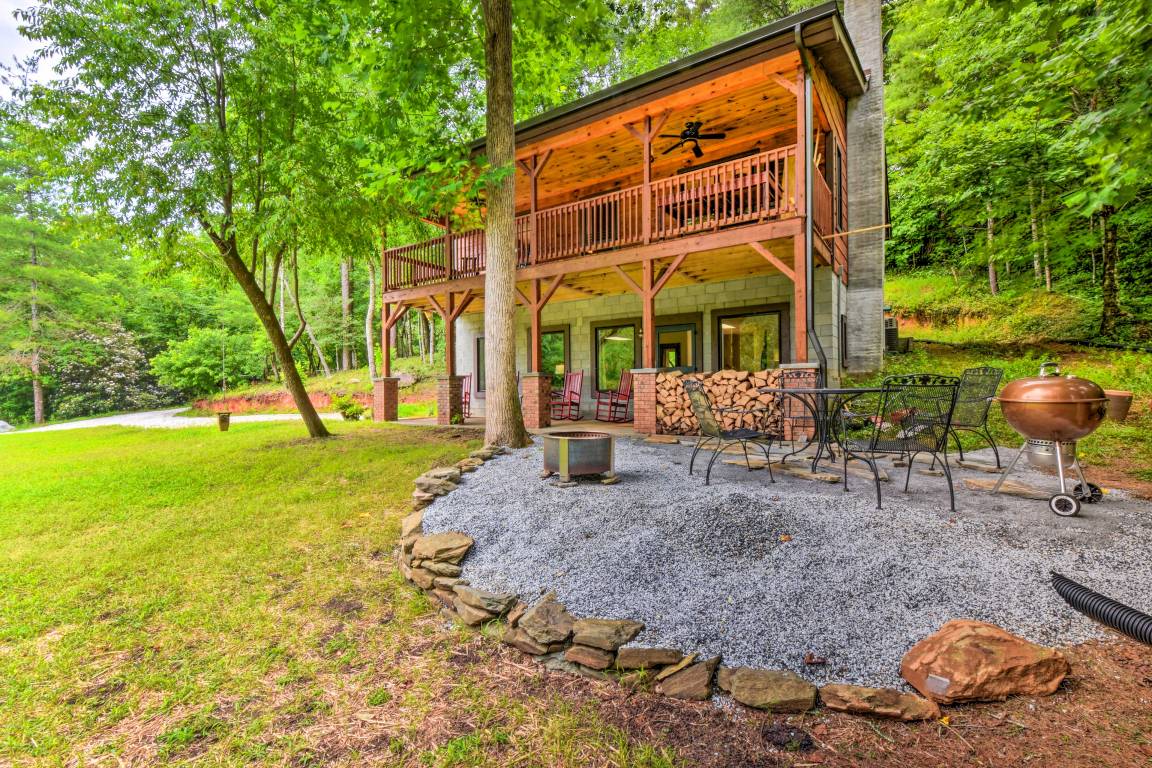 167 M² House ∙ 3 Bedrooms ∙ 8 Guests - Mountain Rest, SC