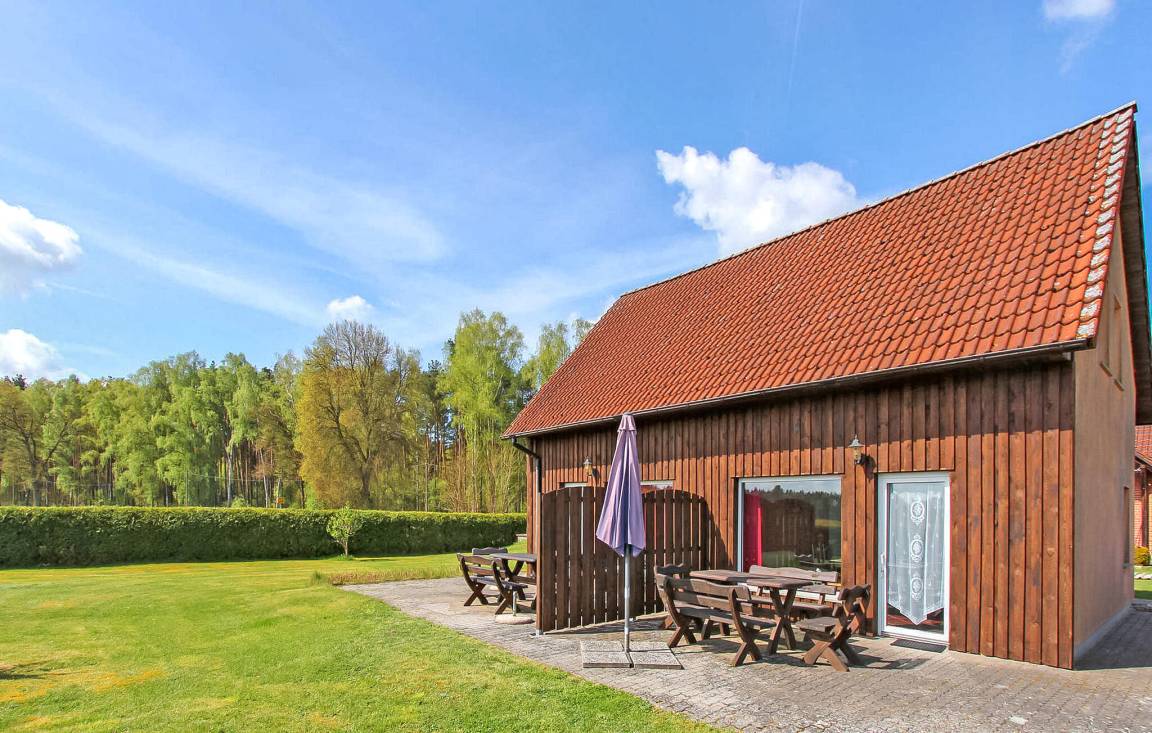 60 M² Ferienwohnung ∙ 2 Schlafzimmer ∙ 4 Gäste - Kratzeburg