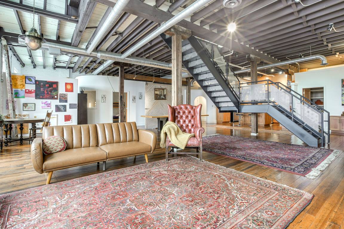 241 M² Apartment ∙ 2 Bedrooms ∙ 8 Guests - Springfield, OH