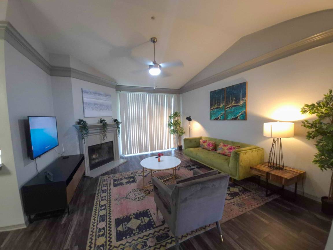 105 M² Apartment ∙ 2 Bedrooms ∙ 4 Guests - Austin Aquarium, Austin