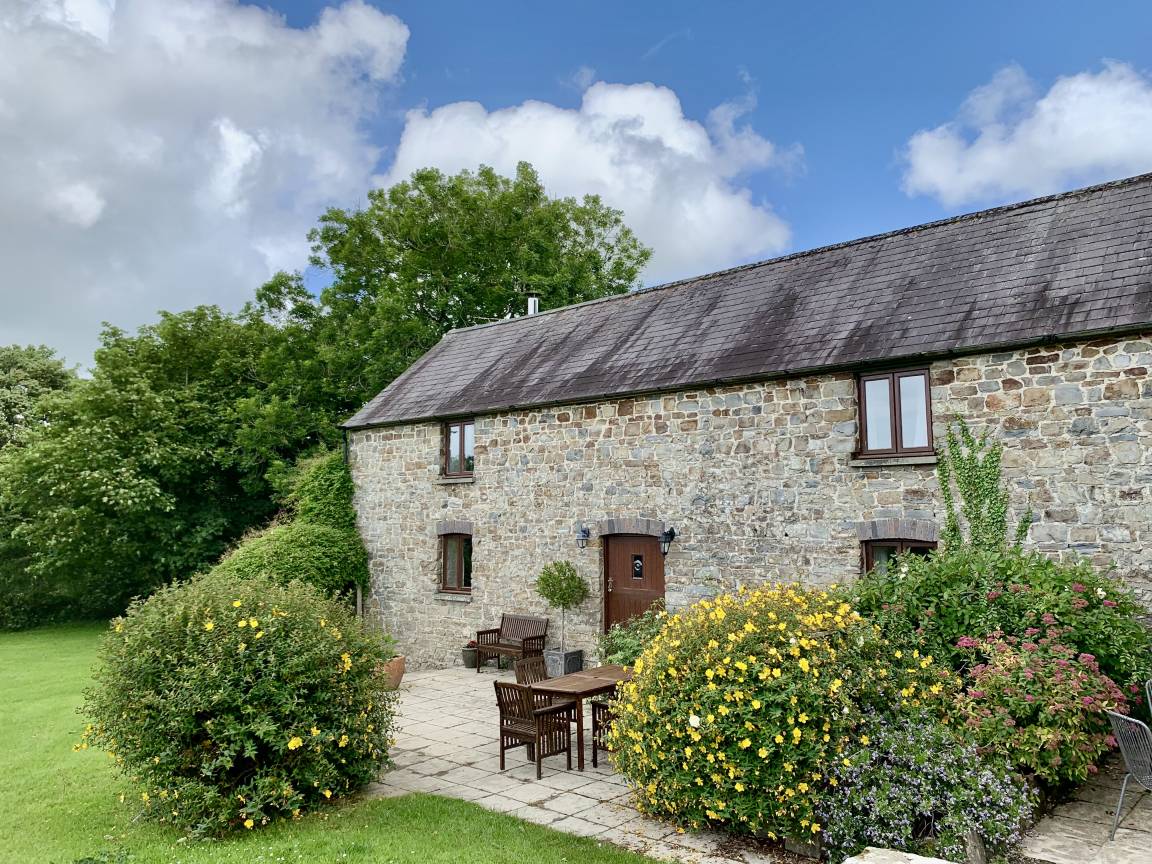 Cottage ∙ 3 Bedrooms ∙ 6 Guests - Saint Dogmaels