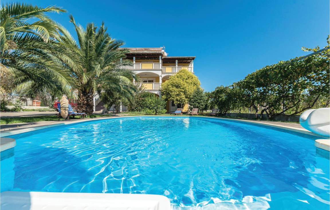 421 M² House ∙ 11 Bedrooms ∙ 21 Guests - Croatia