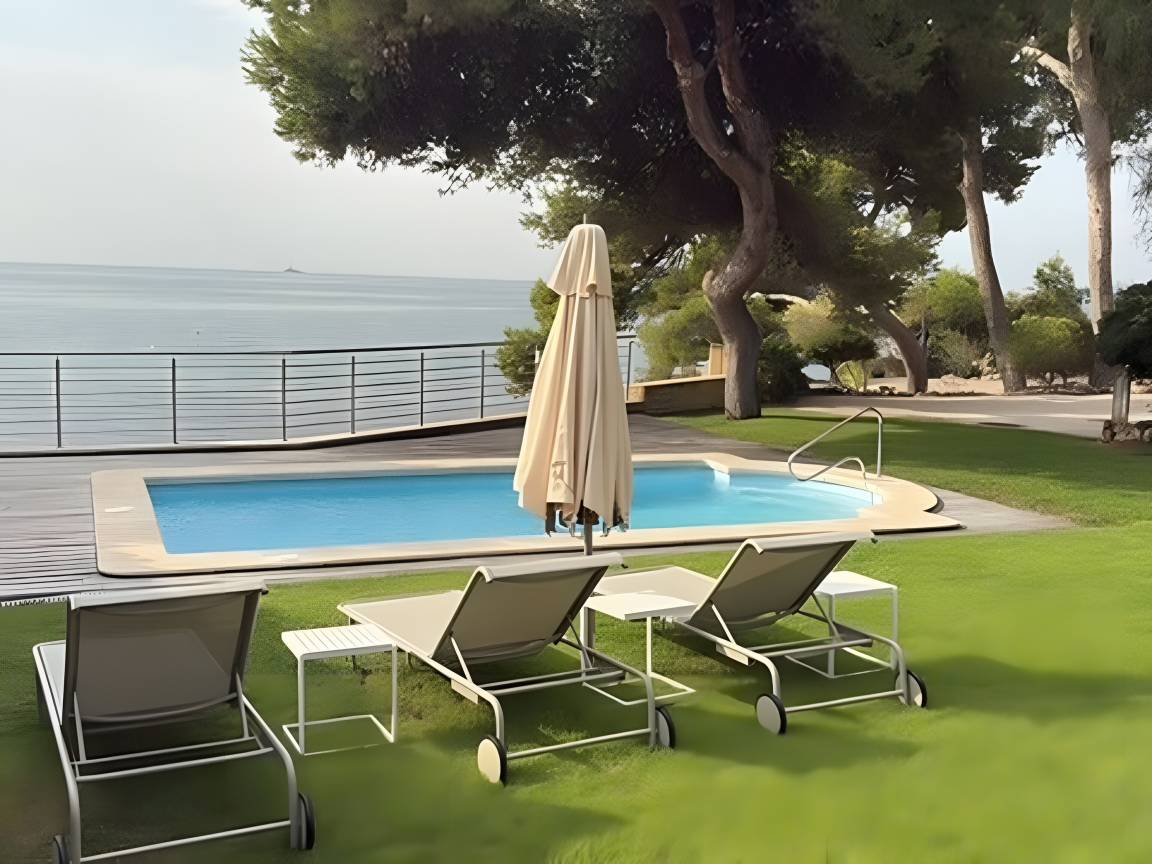 300 M² Villa ∙ 5 Bedrooms ∙ 10 Guests - Alicante