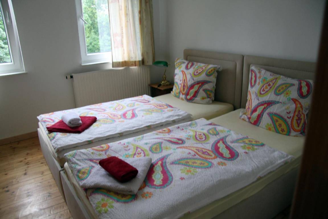 80 M² Ferienwohnung ∙ 3 Schlafzimmer ∙ 4 Gäste - Chemnitz