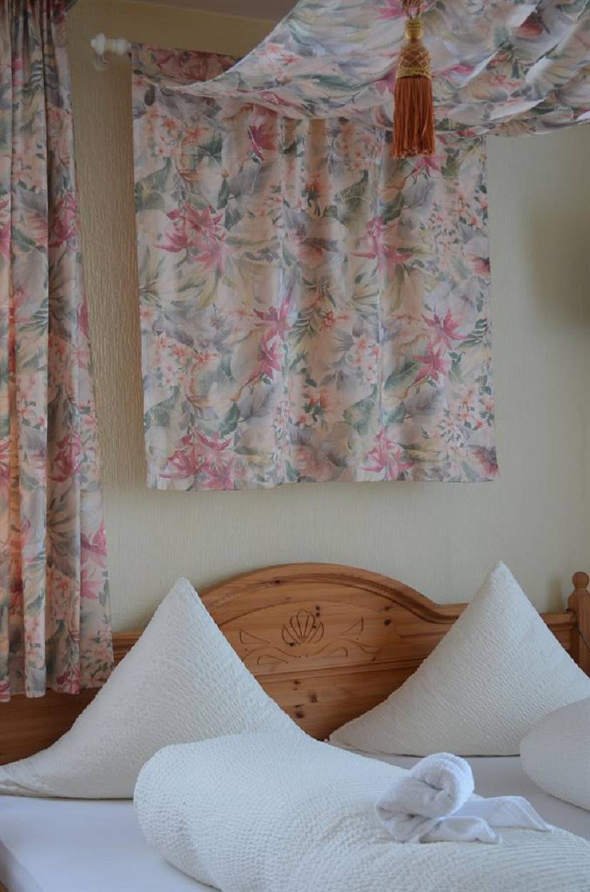 16 M² Hotel ∙ 1 Bedroom ∙ 2 Guests - Bernkastel-Kues