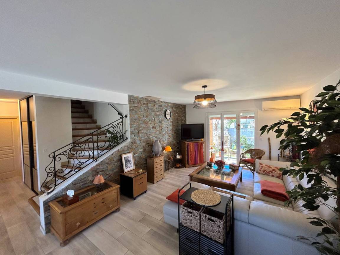 90 M² Villa ∙ 3 Bedrooms ∙ 6 Guests - Collioure