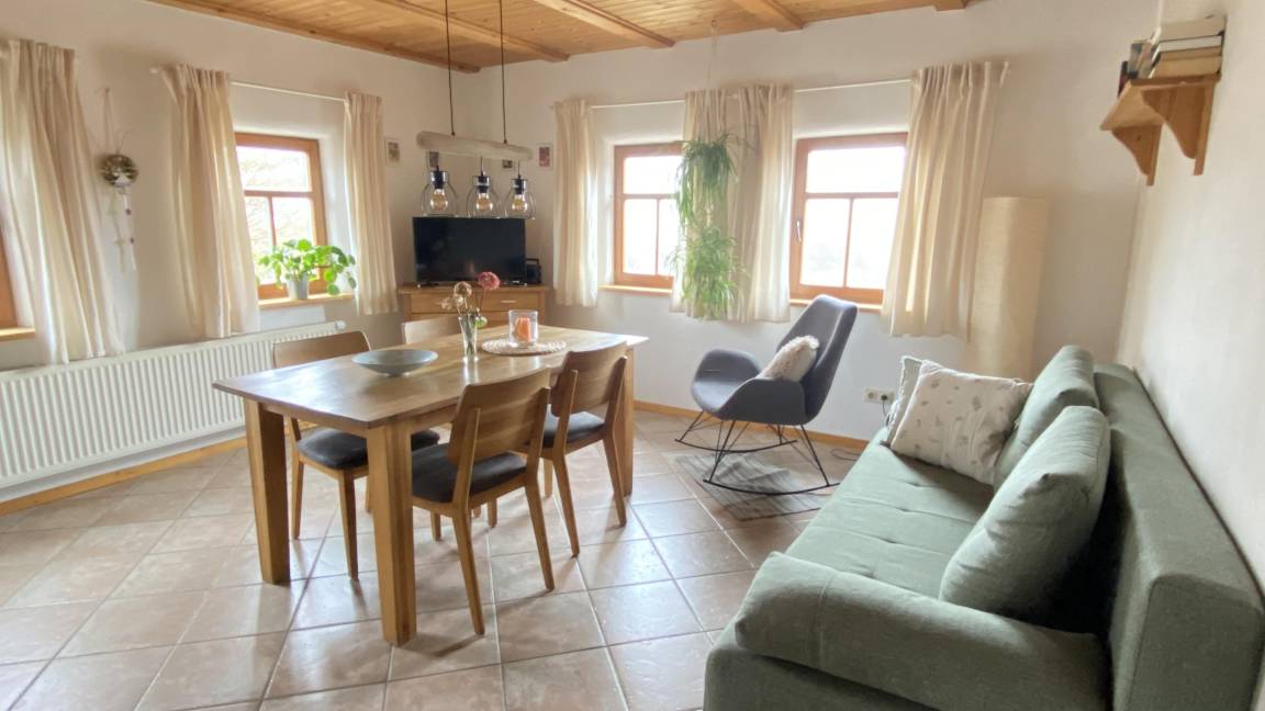 42 M² Ferienwohnung ∙ 1 Schlafzimmer ∙ 3 Gäste - Hilders