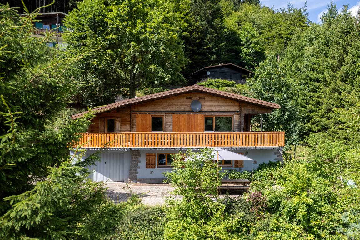 115 M² Chalet ∙ 4 Chambres ∙ 12 Personnes - Munster