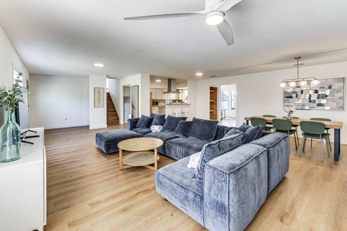 278 M² House ∙ 4 Bedrooms ∙ 14 Guests - Seguin