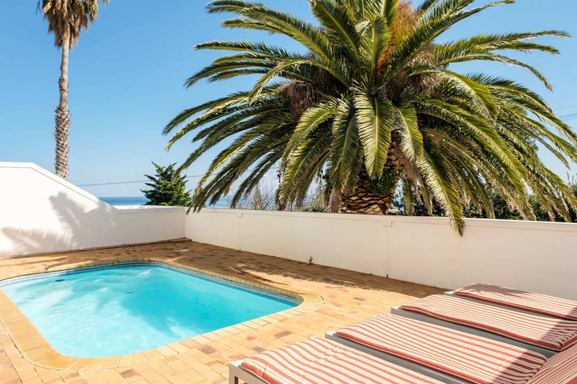 House ∙ 2 Bedrooms ∙ 4 Guests - Camps Bay