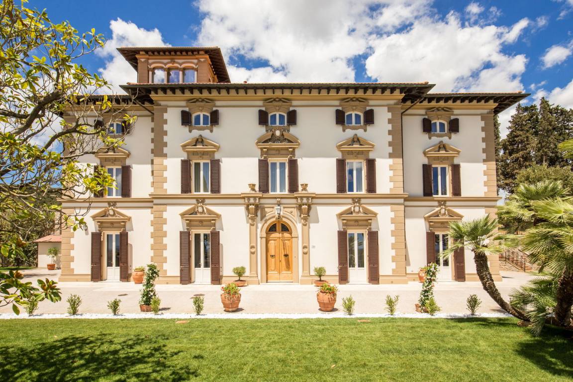 700 M² Villa ∙ 7 Bedrooms ∙ 14 Guests - San Vincenzo