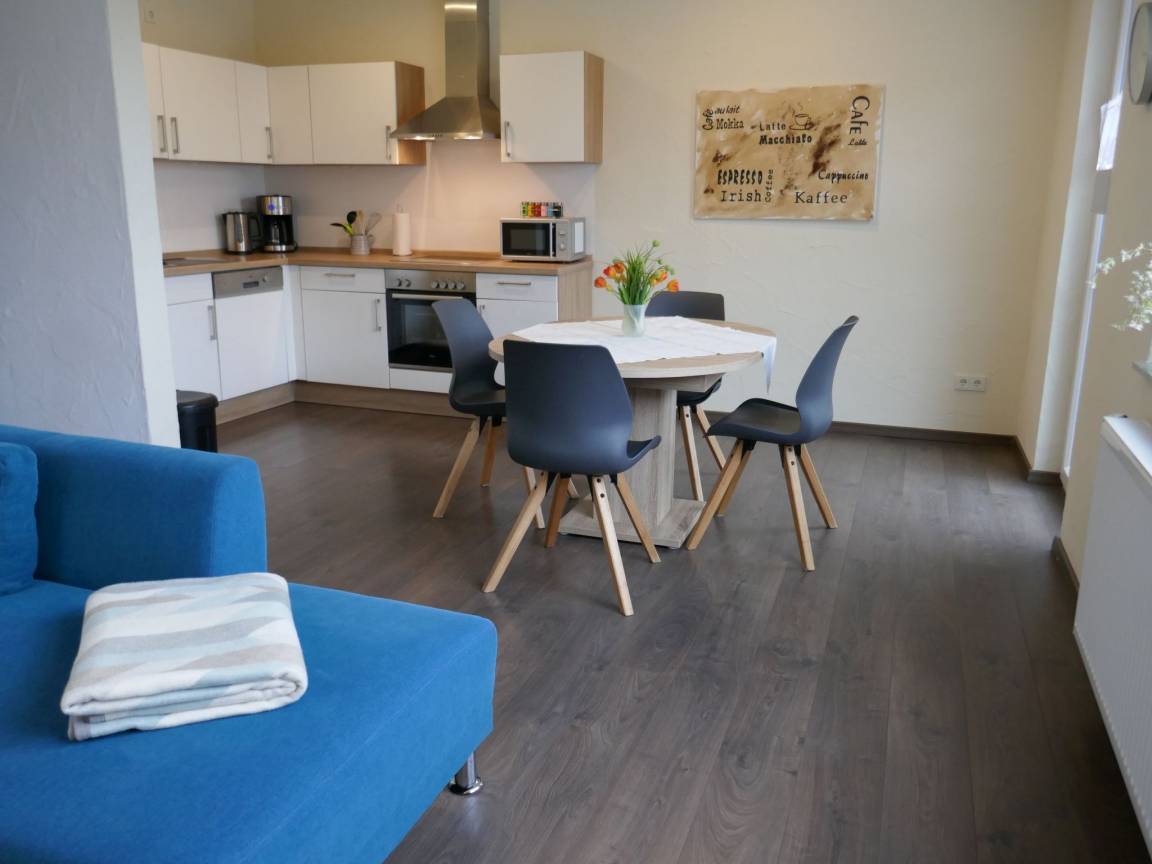 68 M² Ferienwohnung ∙ 2 Schlafzimmer ∙ 4 Gäste - Prüm