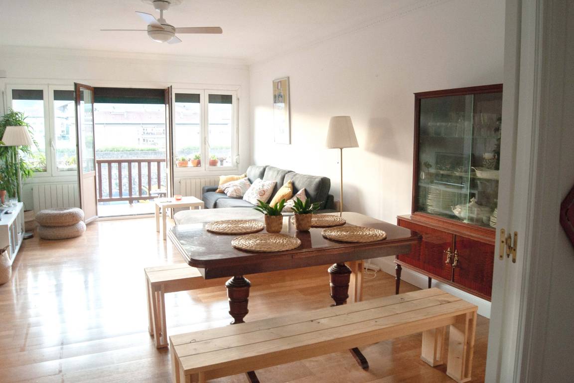 100 M² Apartment ∙ 3 Bedrooms ∙ 6 Guests - Hendaye