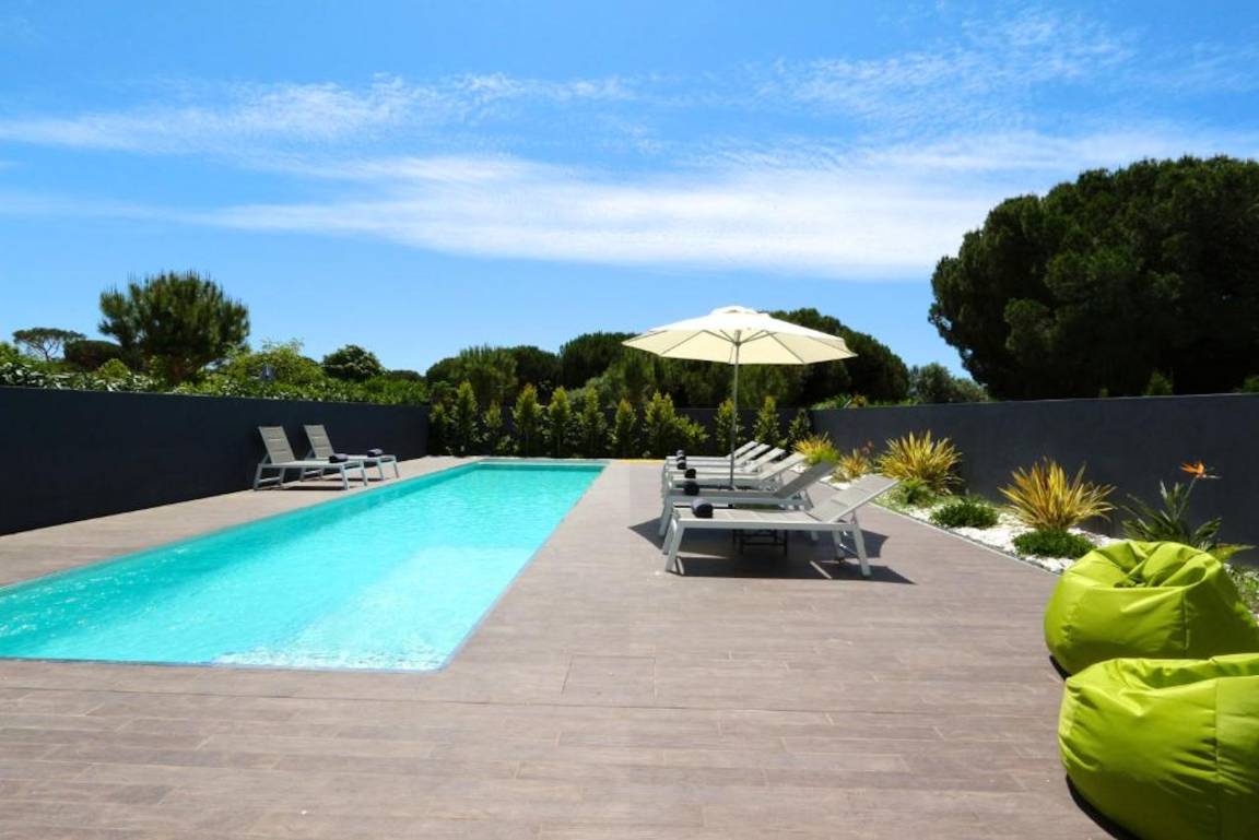 Villa ∙ 6 Bedrooms ∙ 12 Guests - Vilamoura