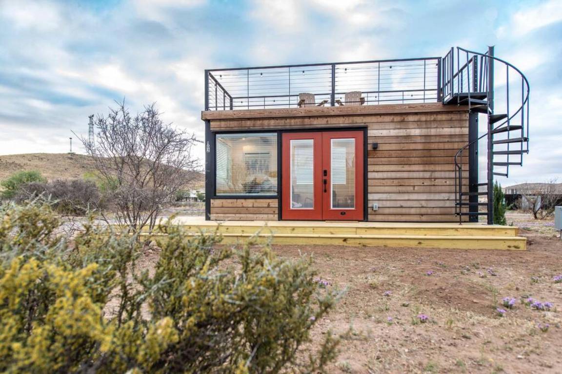 House ∙ 1 Bedroom ∙ 2 Guests - Alpine, TX