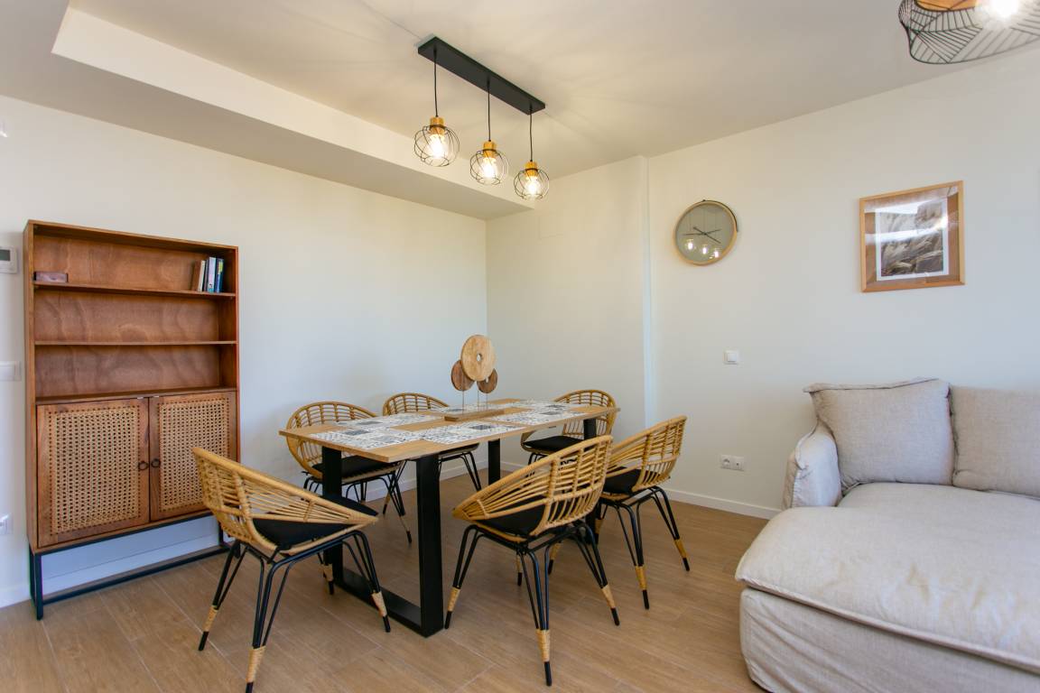 71 M² Apartamento ∙ 2 Habitaciones ∙ 4 Huéspedes - Denia