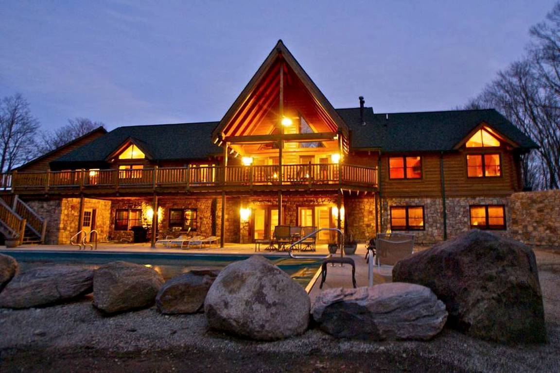 Ferienhaus ∙ 4 Schlafzimmer ∙ 20 Gäste - Indiana