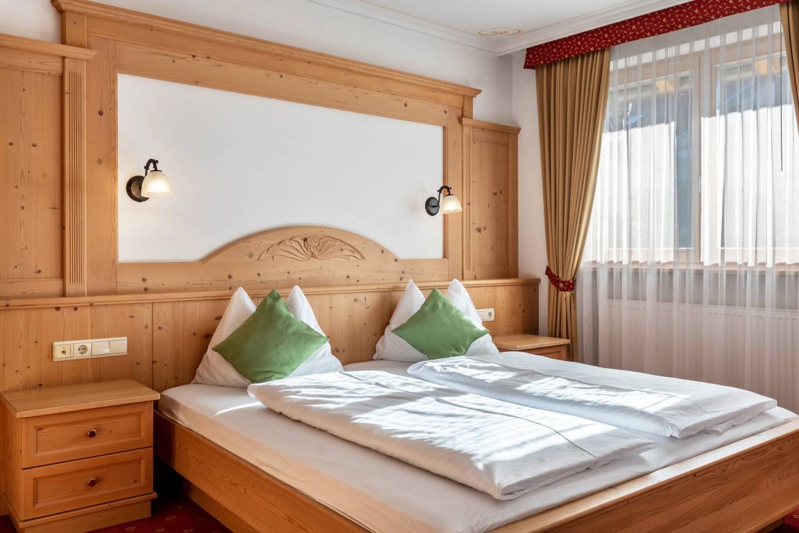 64 M² Ferienwohnung ∙ 2 Schlafzimmer ∙ 6 Gäste - Terenten