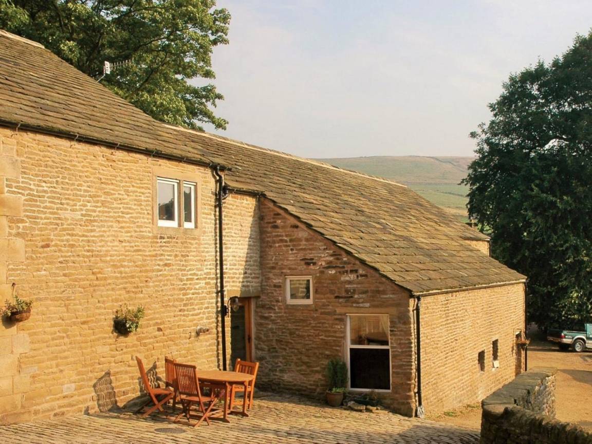 Cottage ∙ 4 Bedrooms ∙ 8 Guests - Derbyshire