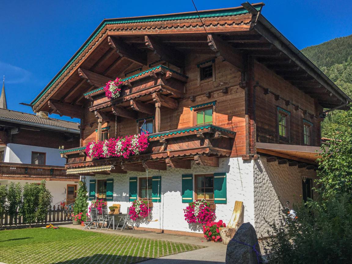 80 M² Apartment ∙ 2 Bedrooms ∙ 5 Guests - Bramberg am Wildkogel