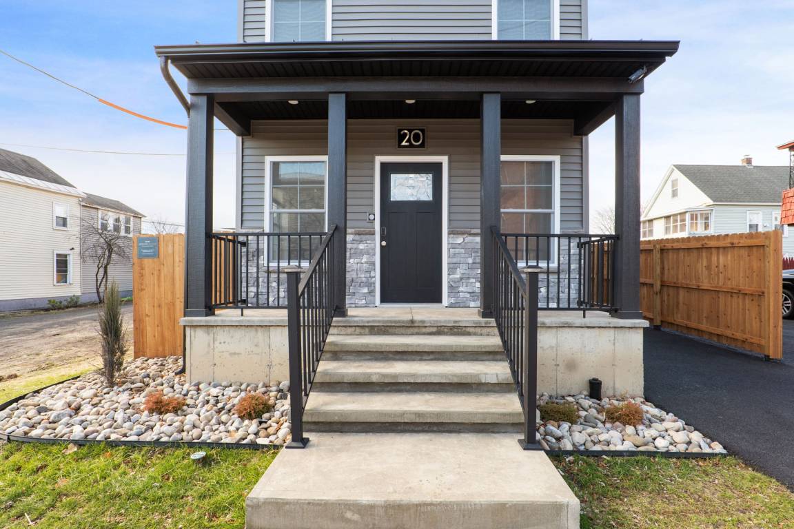 79 M² Apartment ∙ 2 Bedrooms ∙ 6 Guests - VIA Aquarium, Schenectady