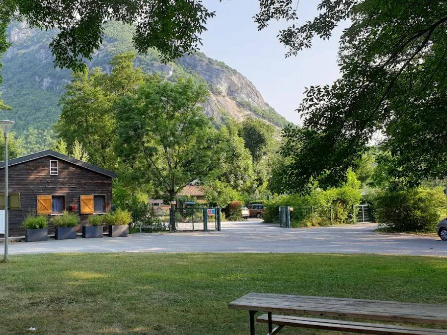 25 M² Cabin ∙ 2 Bedrooms ∙ 5 Guests - Lac du Bourget