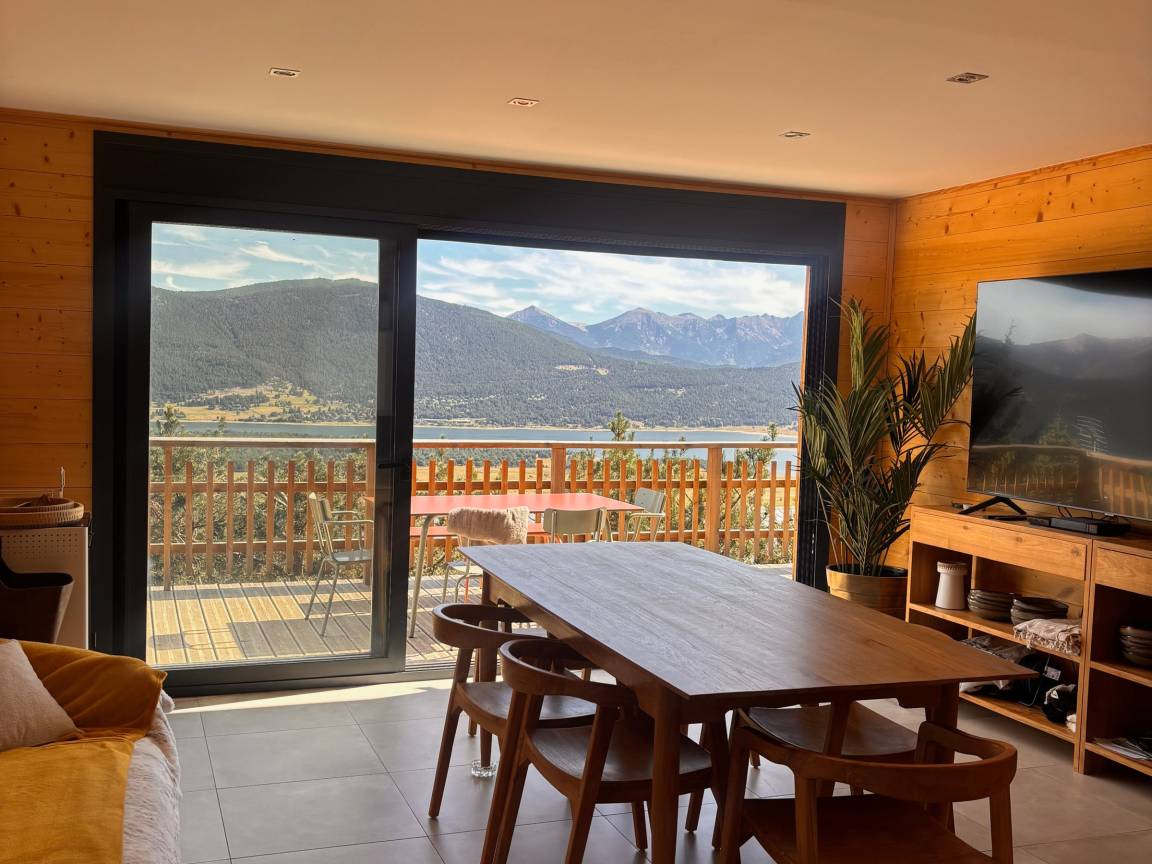 100 M² Chalet ∙ 3 Habitaciones ∙ 8 Huéspedes - Les Angles