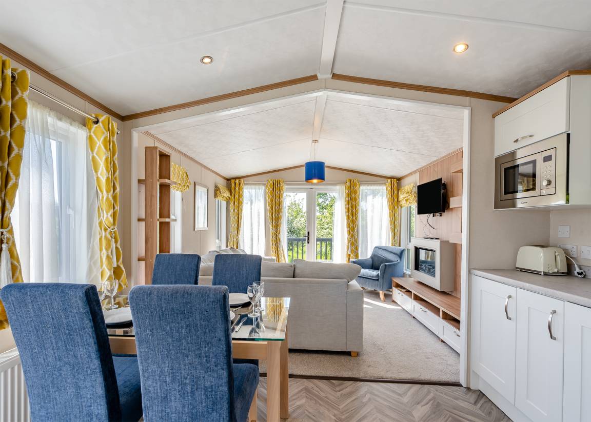 Caravan ∙ 2 Bedrooms ∙ 6 Guests - Northumberland