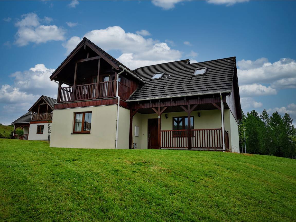 150 M² Lodge ∙ 4 Bedrooms ∙ 9 Guests - Fermanagh