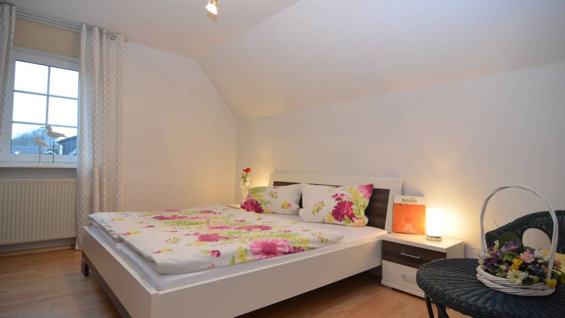 140 M² Appartement ∙ 5 Slaapkamers ∙ 9 Gasten - Meschede