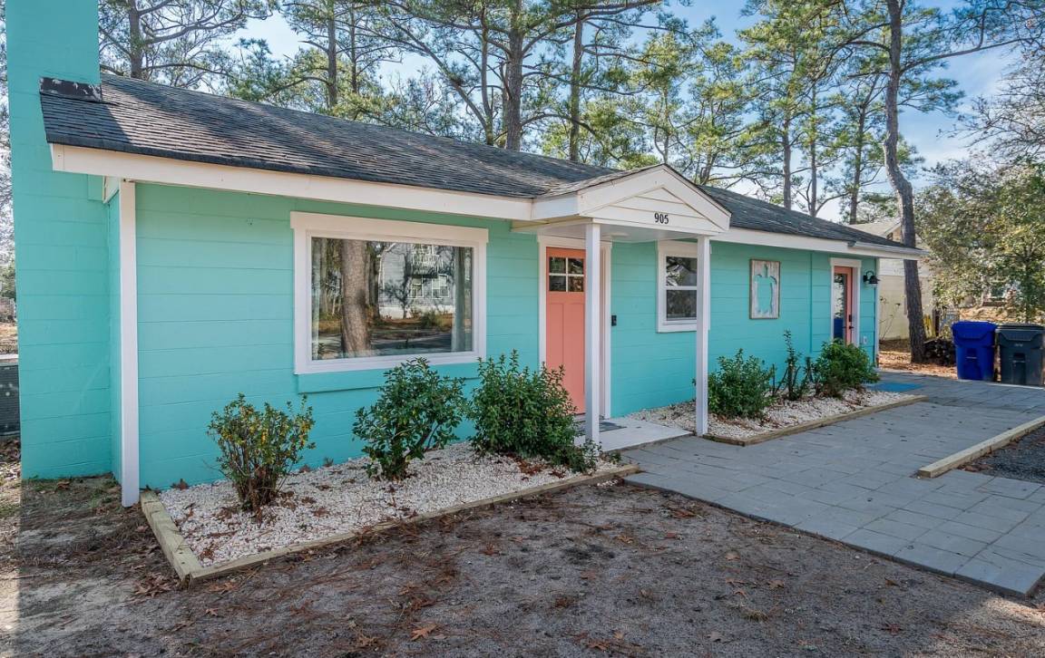 91 M² Bungalow ∙ 2 Bedrooms ∙ 5 Guests - Oak Island, NC