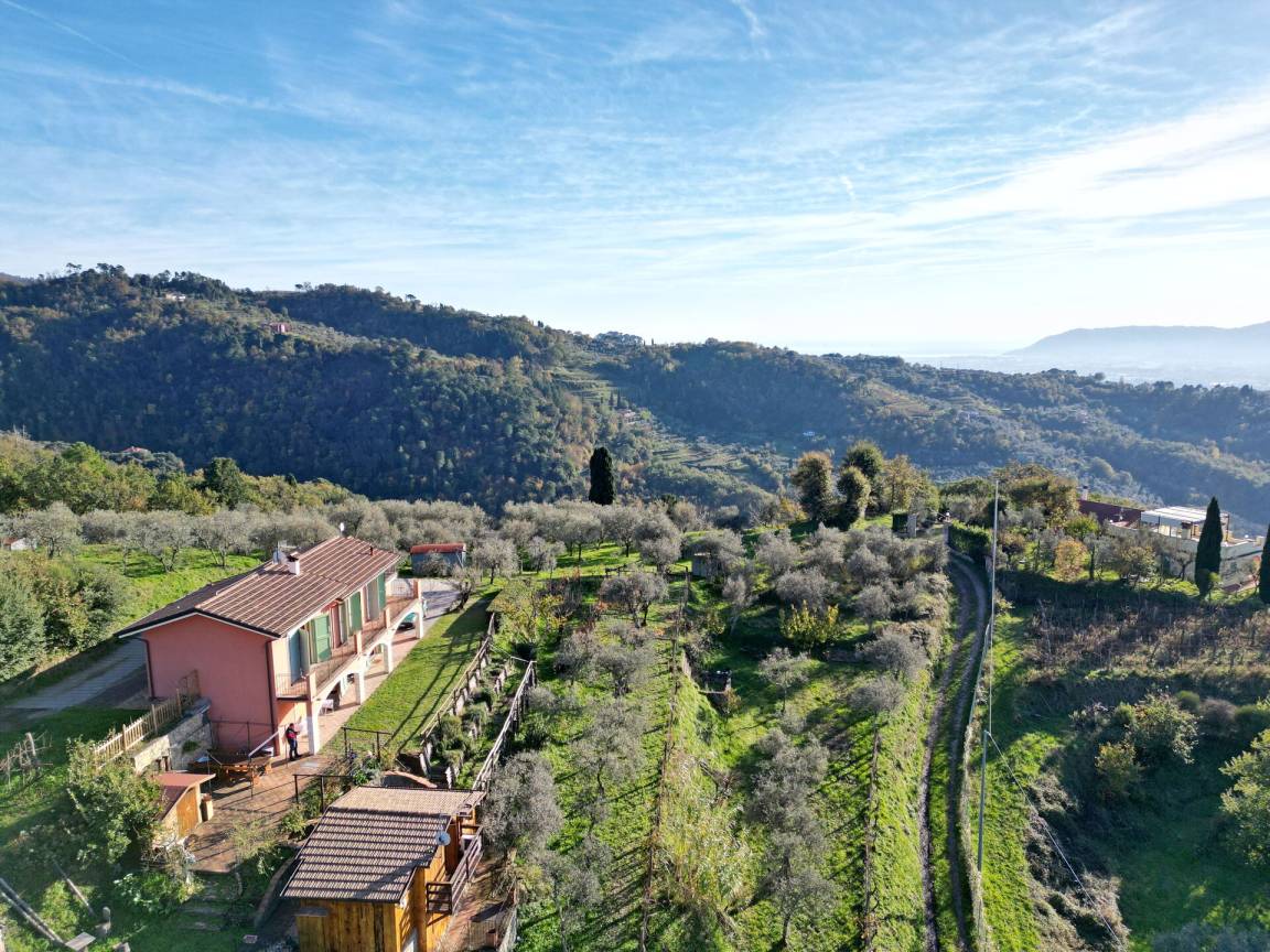 120 M² Villa ∙ 2 Schlafzimmer ∙ 5 Gäste - Carrara